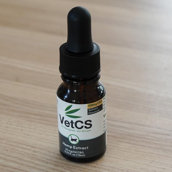 CBD Oil For Cats | Low Scent and Salmon Flavored - VetCS